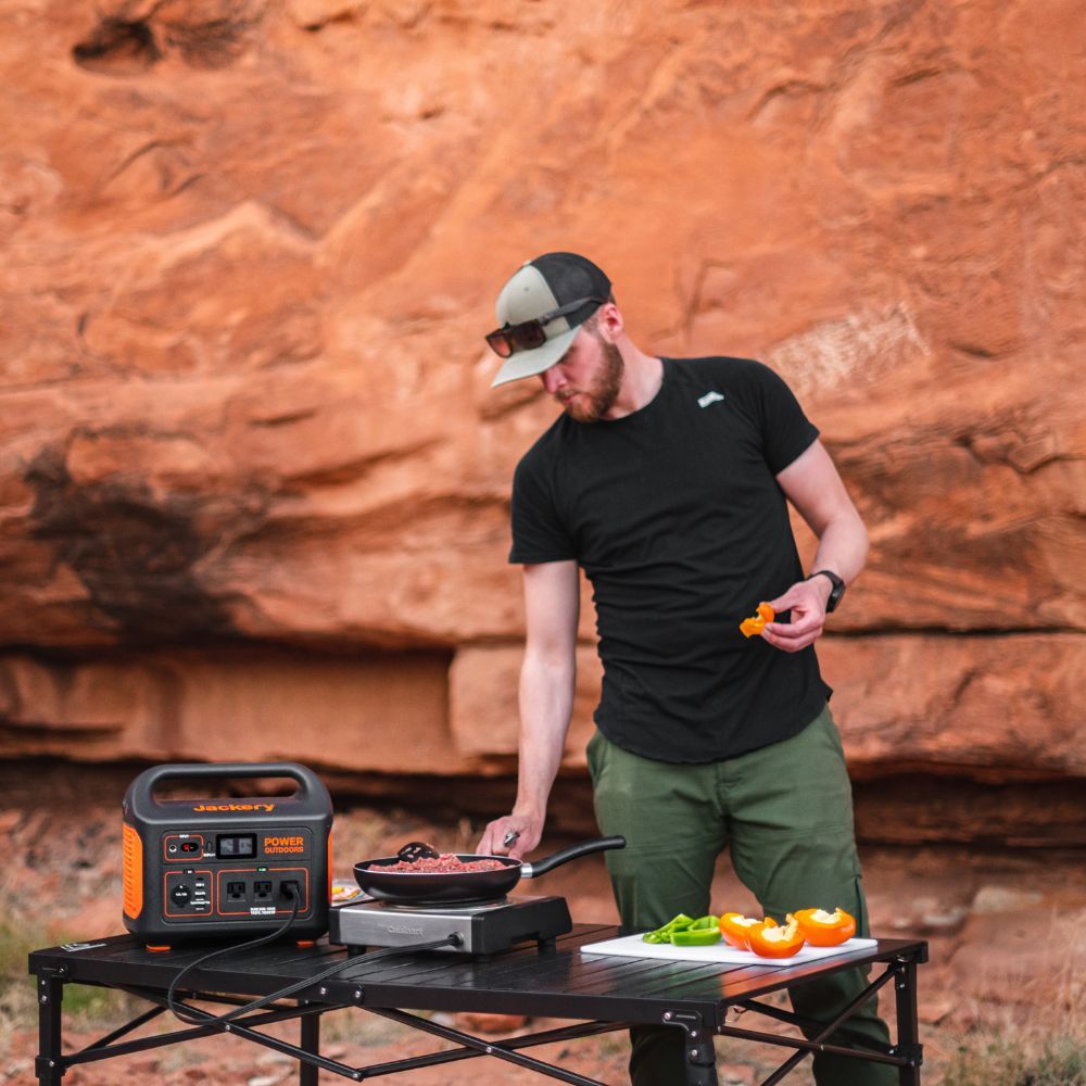 The Best Solar Generator for Off-Grid Living: Product Review